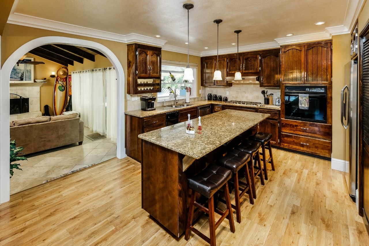 Northern California Homes with Pools for Sale