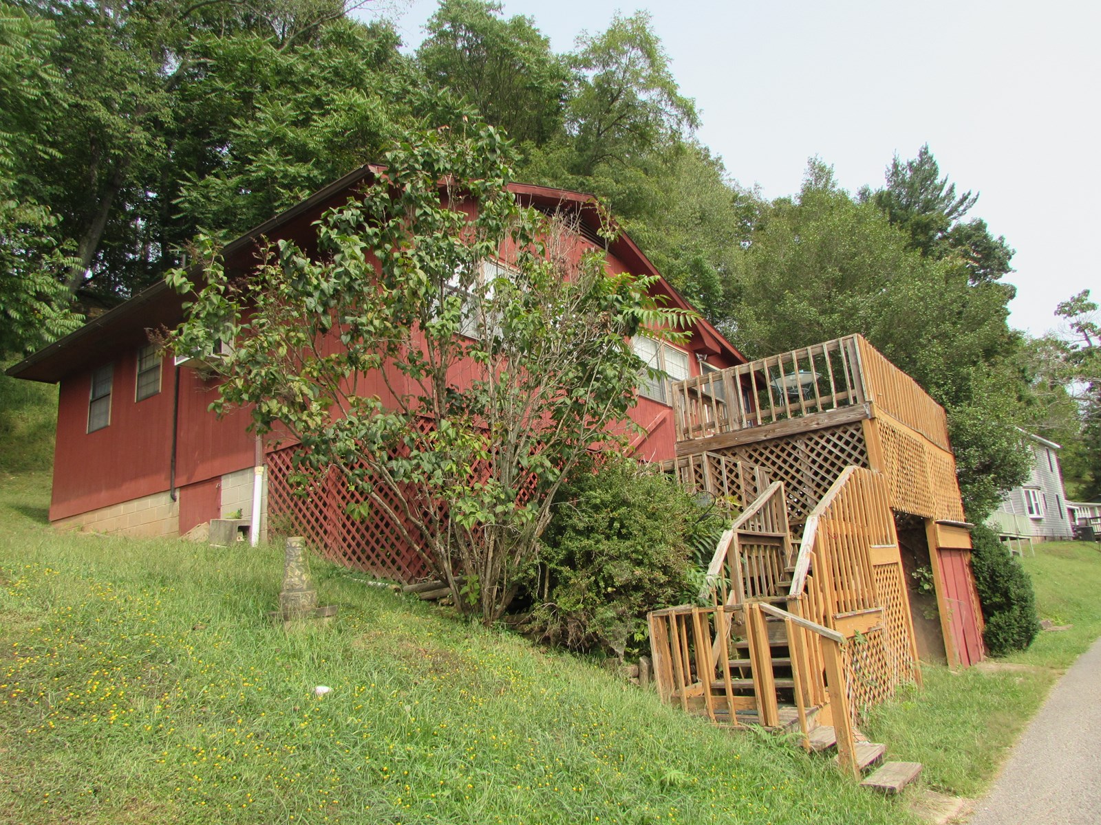 Cabin get-a-way at Crystal Lake in West Union, WV