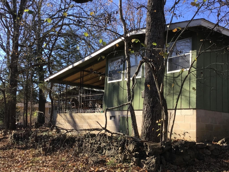 Country Cottage on Bull Shoals Lake Pontiac MO