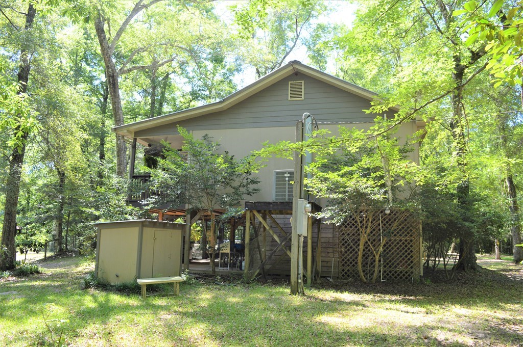 Secluded River Front Cabin For Sale on 2.39 Acres SW MS