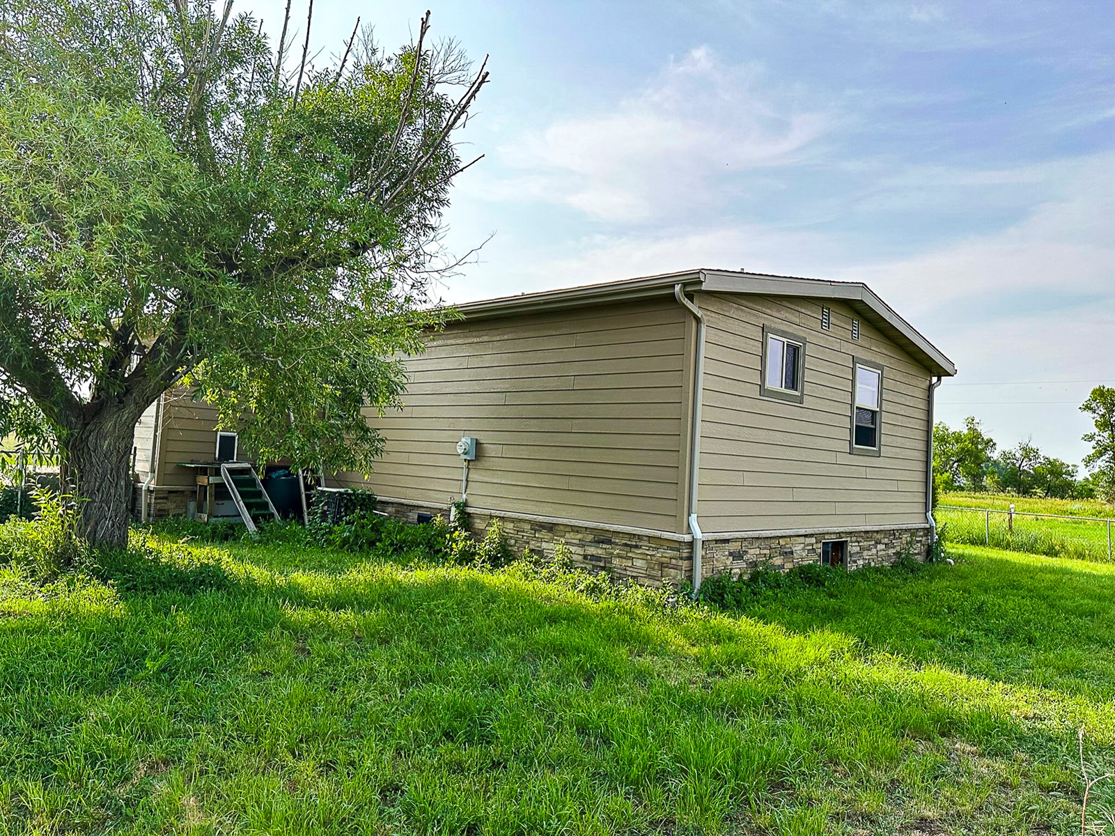 Country Home On Acreage Near Glasgow Mt