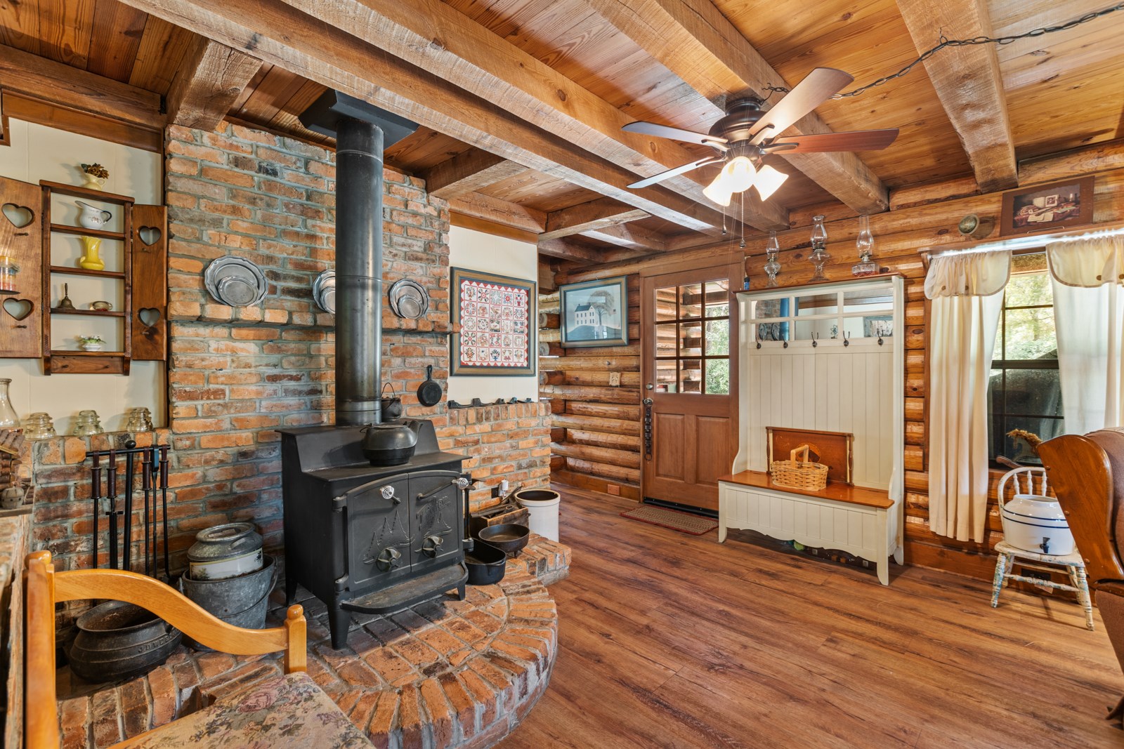 Custom-built log home on 5.35 acres in Live Oak