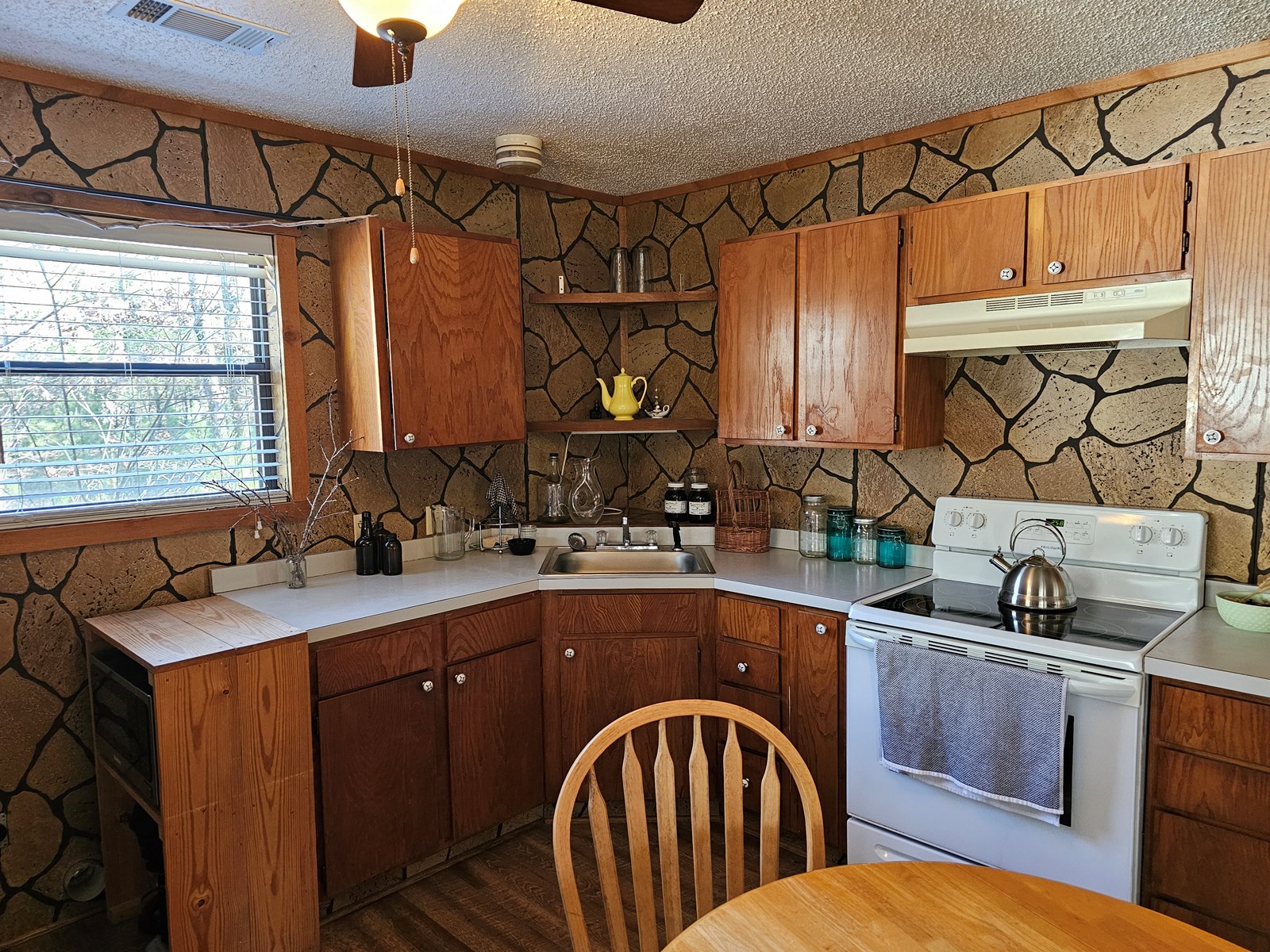 Southeasthern Oklahoma Wister Lake Cabin For Sale
