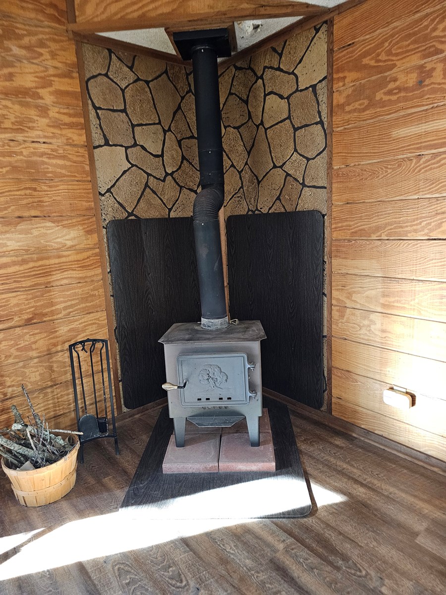 Southeasthern Oklahoma Wister Lake Cabin For Sale