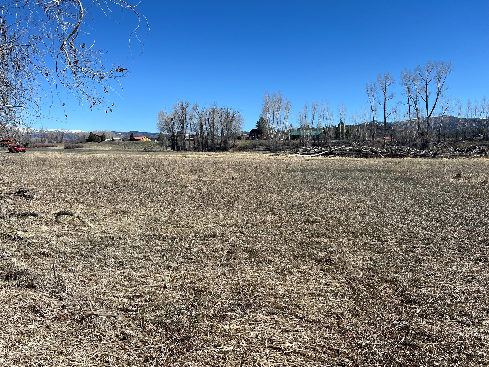 River View Property in the beautiful Chama Valley