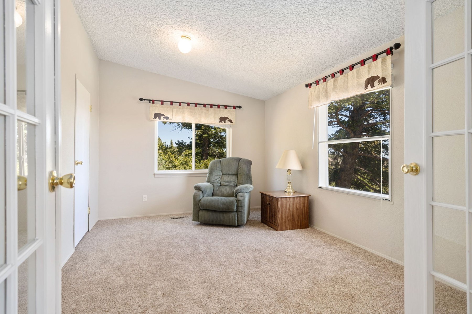 Charming Home in Northern Colorado Mountains