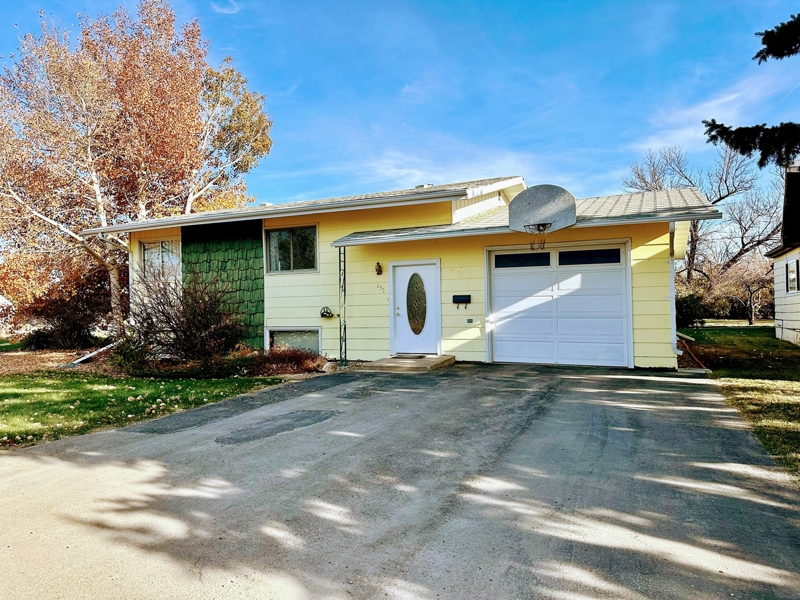 Home Located In Harlem Montana, Blaine County