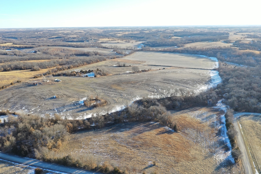 Excellent potential for both hunting and row crop farming—located