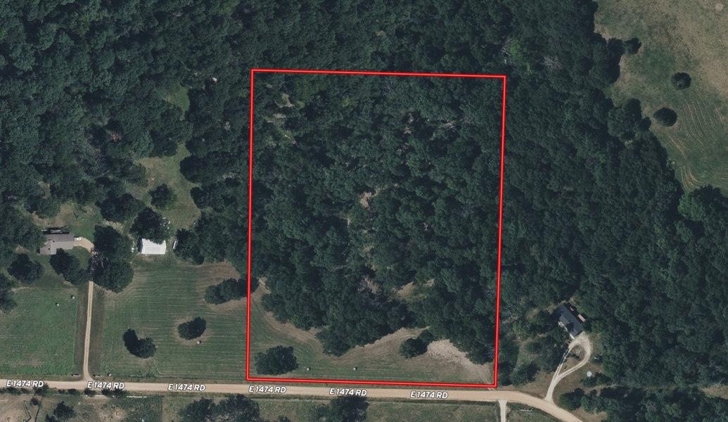 10 Acre Building Tract For Sale Near Stockton Missouri