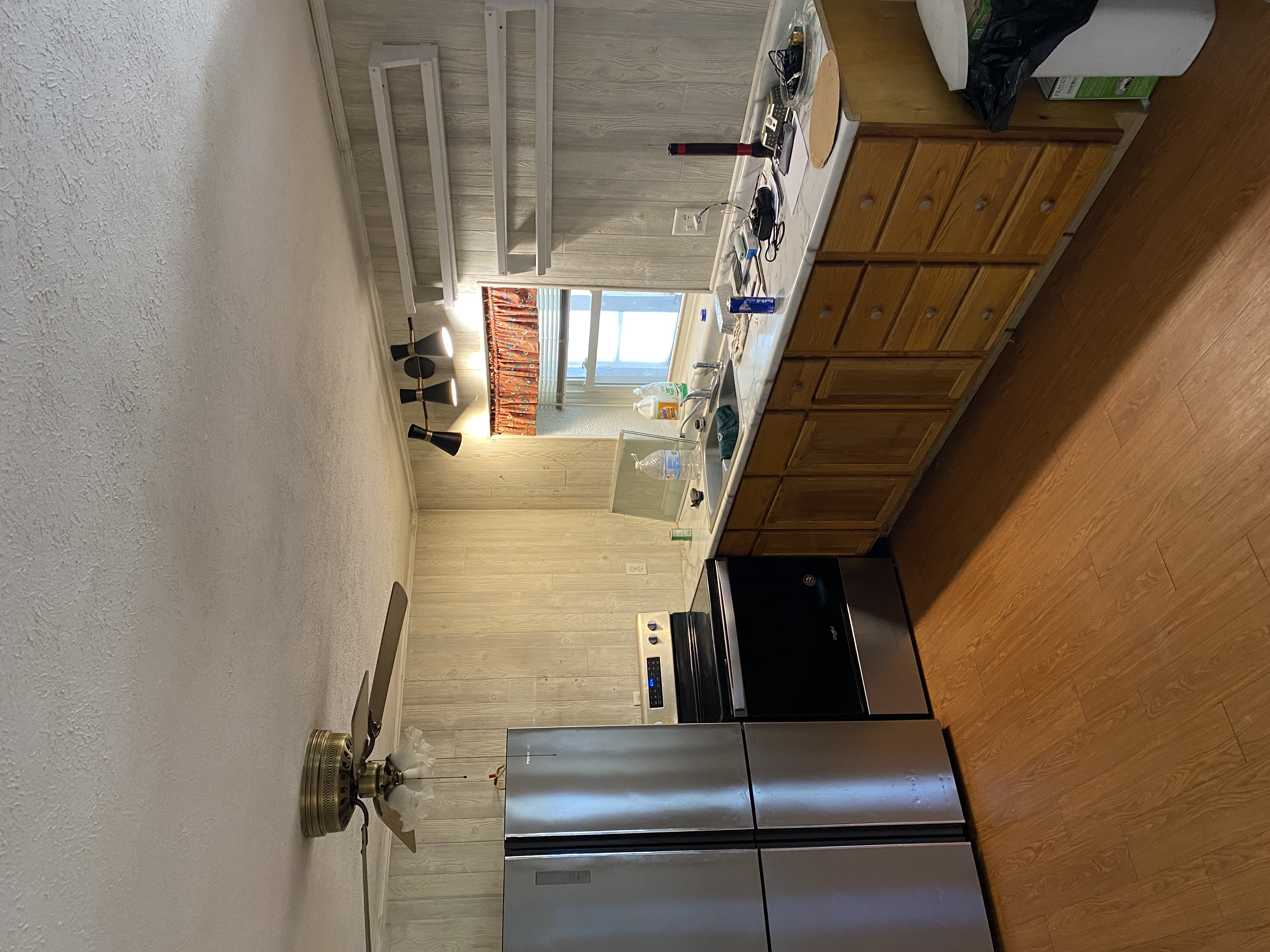 Cabin Style Berm Home on an Acre in Bloomfield - Close to Crane