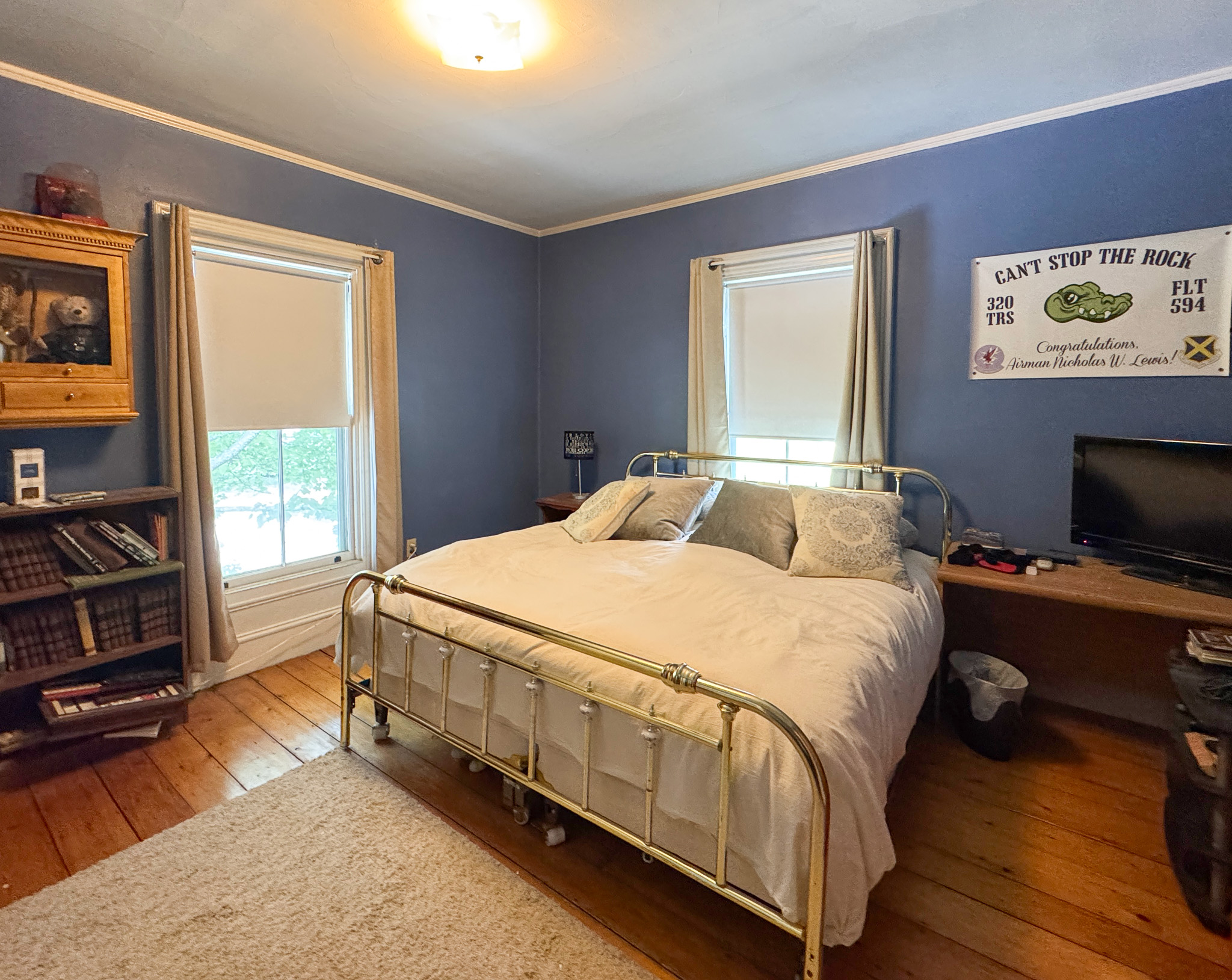 Charming Historic Colonial Overlooking Chapin Park