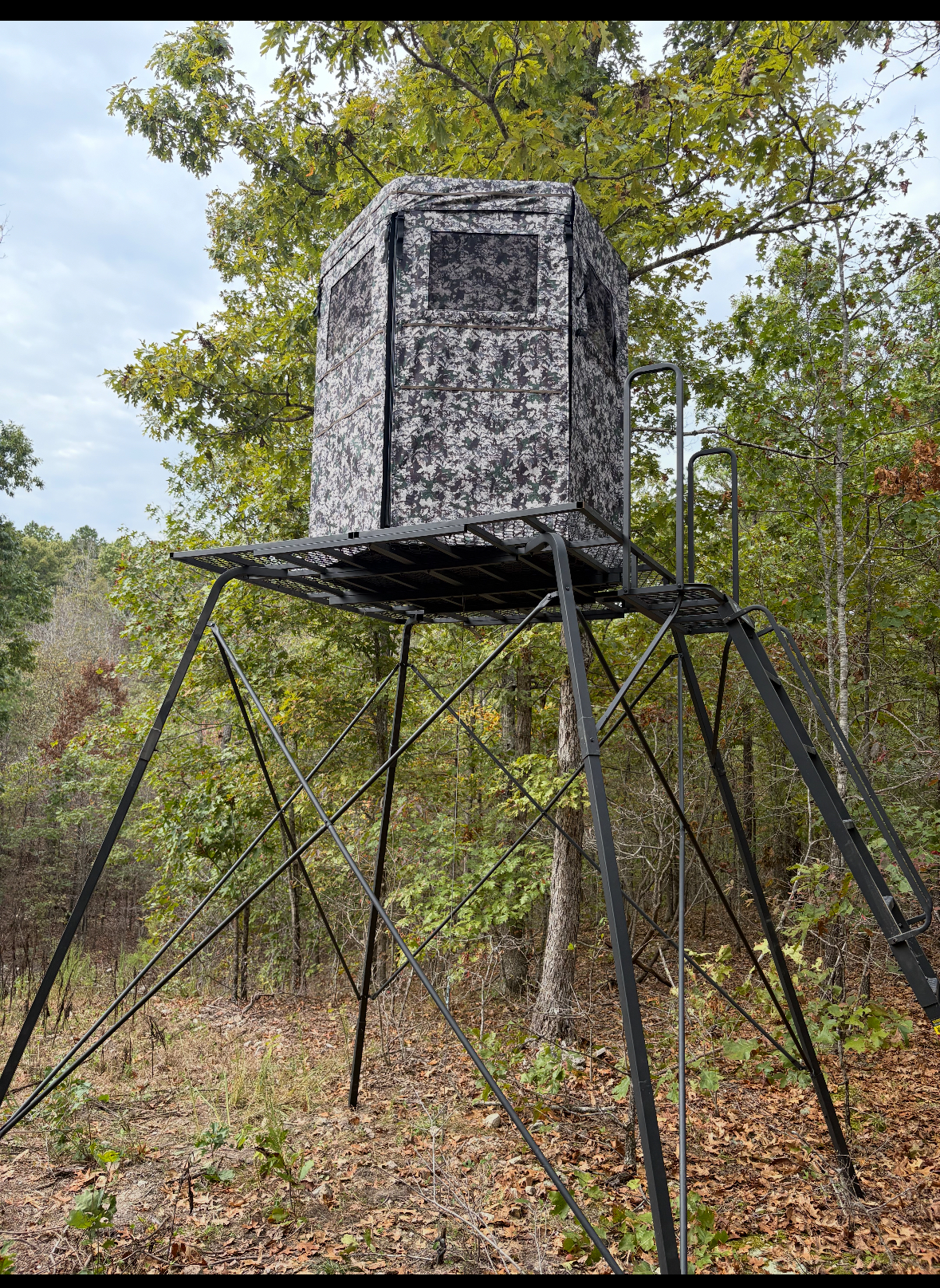Gated Missouri Hunting Retreat Backed By National Forest